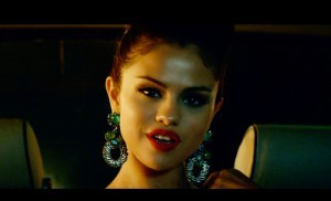 Selena Gómez estrena el vídeo de 'Slow Down' - aMENzing