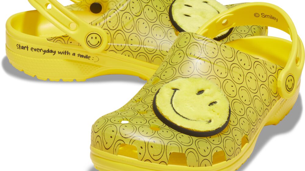 Crocs lanza la nueva colección SMILEY - aMENzing