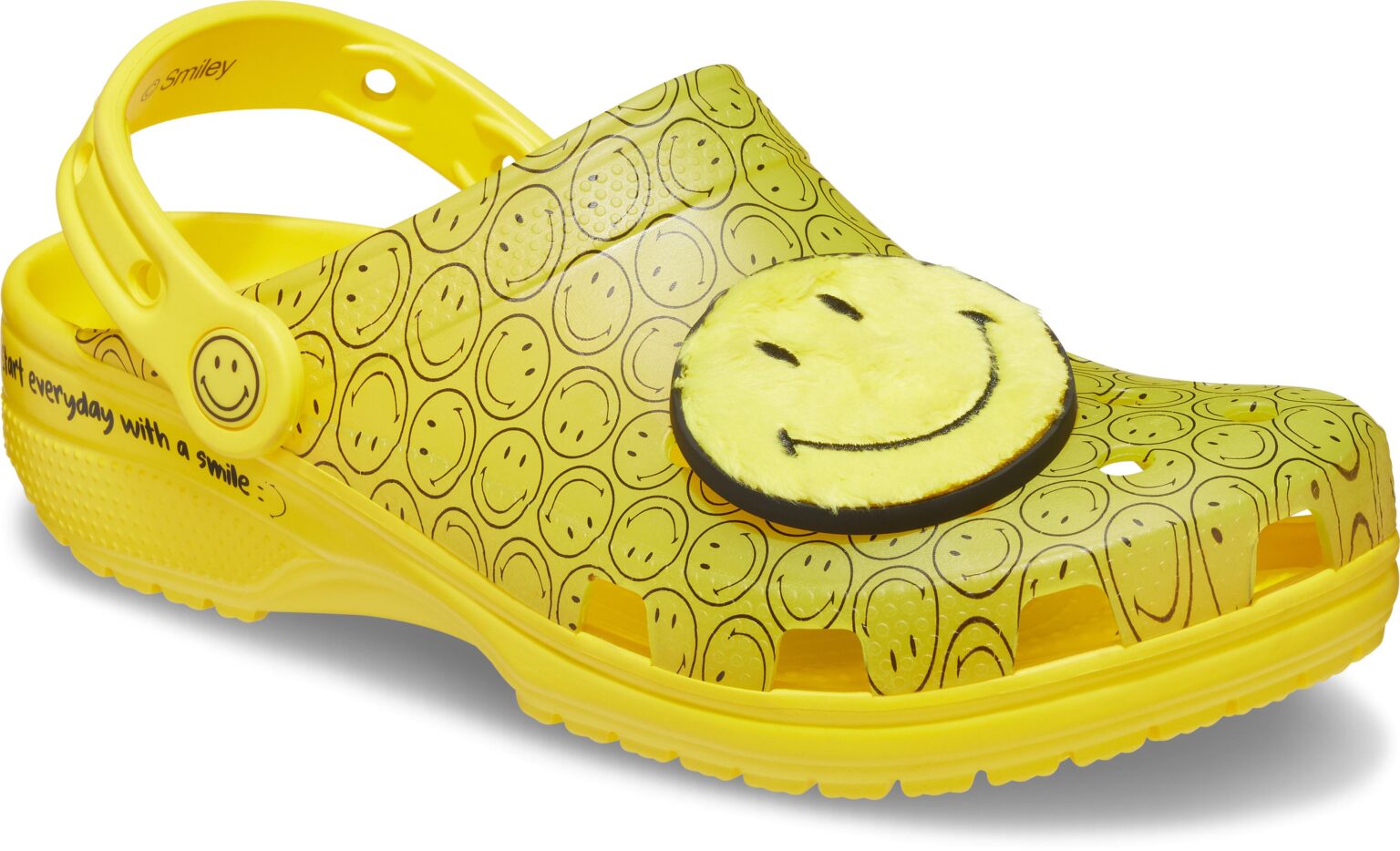Crocs lanza la nueva colección SMILEY - aMENzing