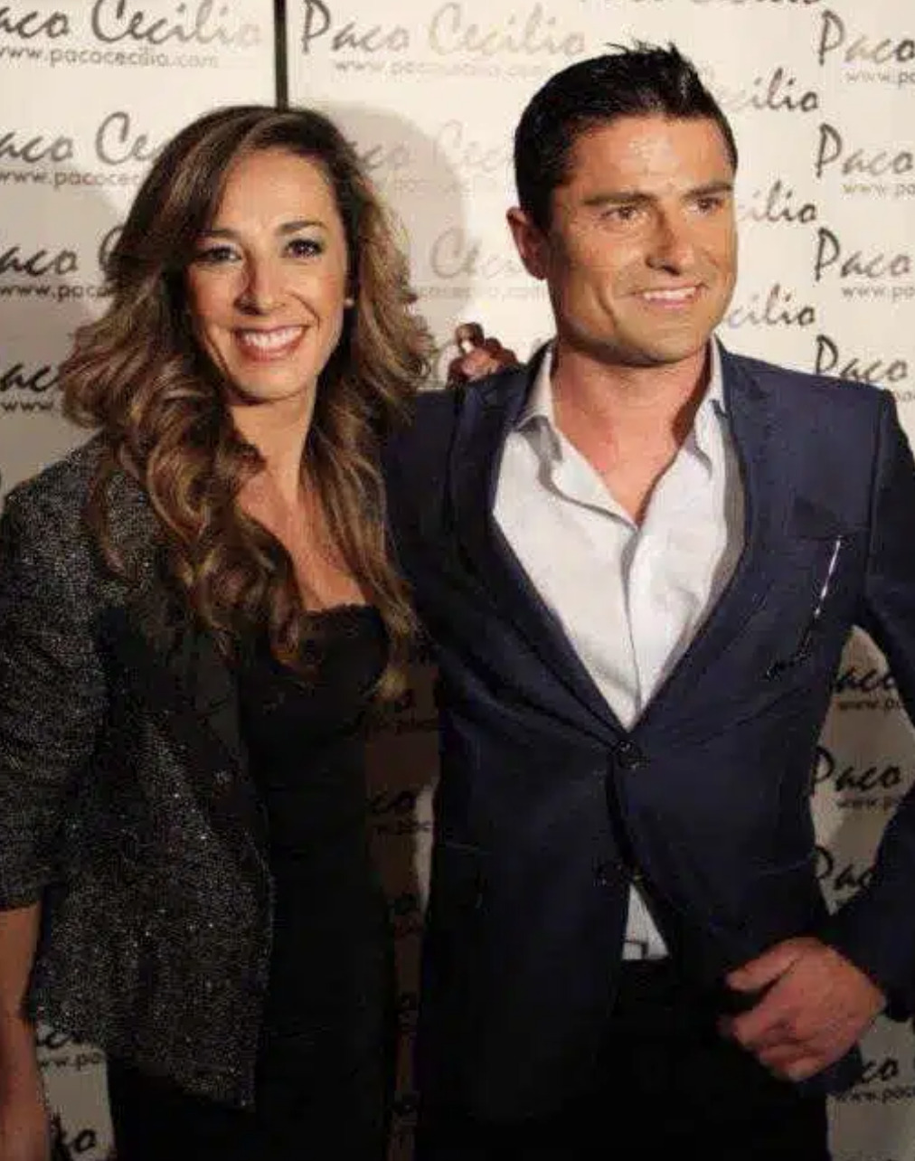 Merlos vuelve con su novia de toda la vida - aMENzing